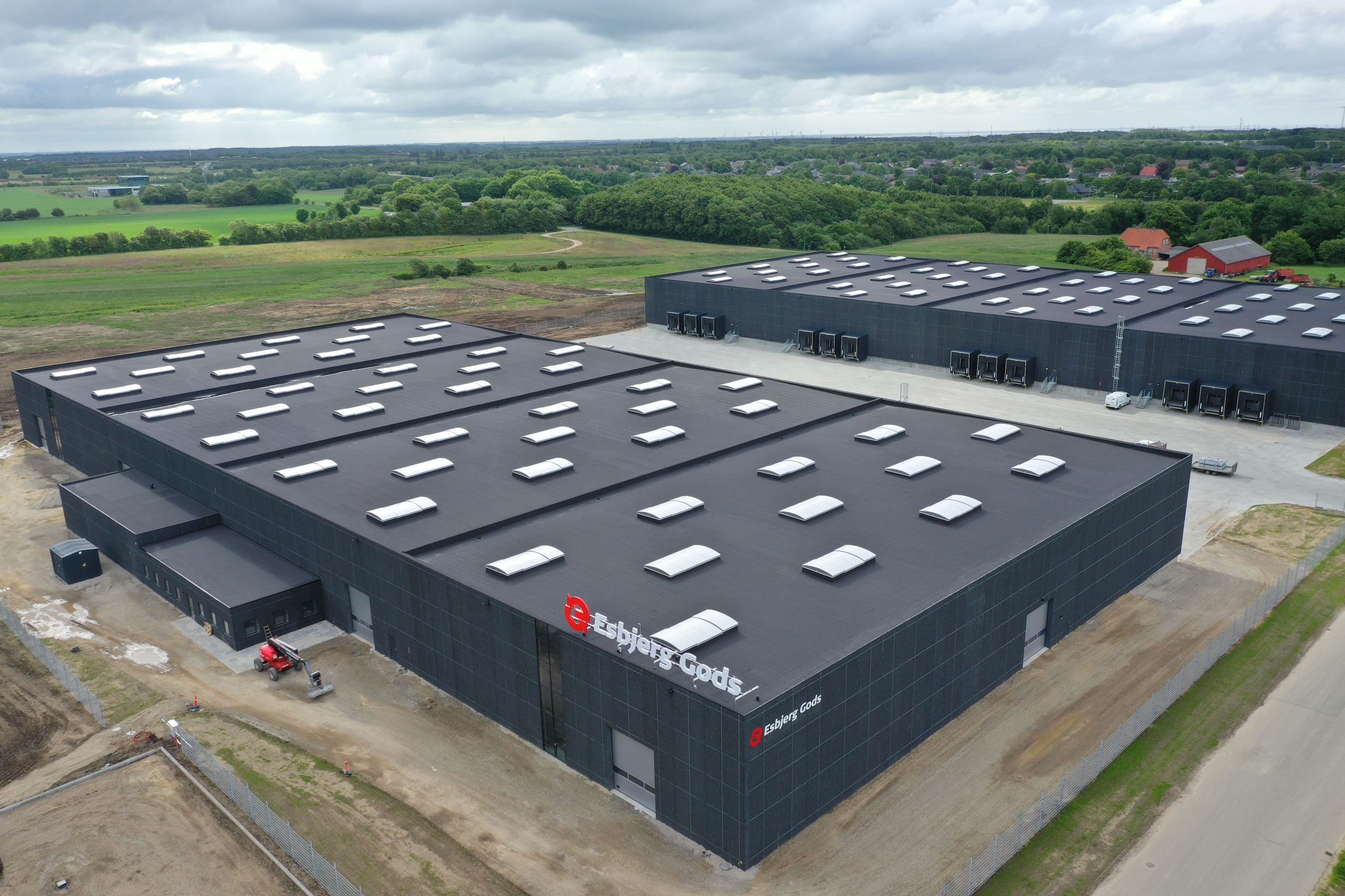 DS Flexhal har afleveret lagerbygninger til Esbjerg Gods